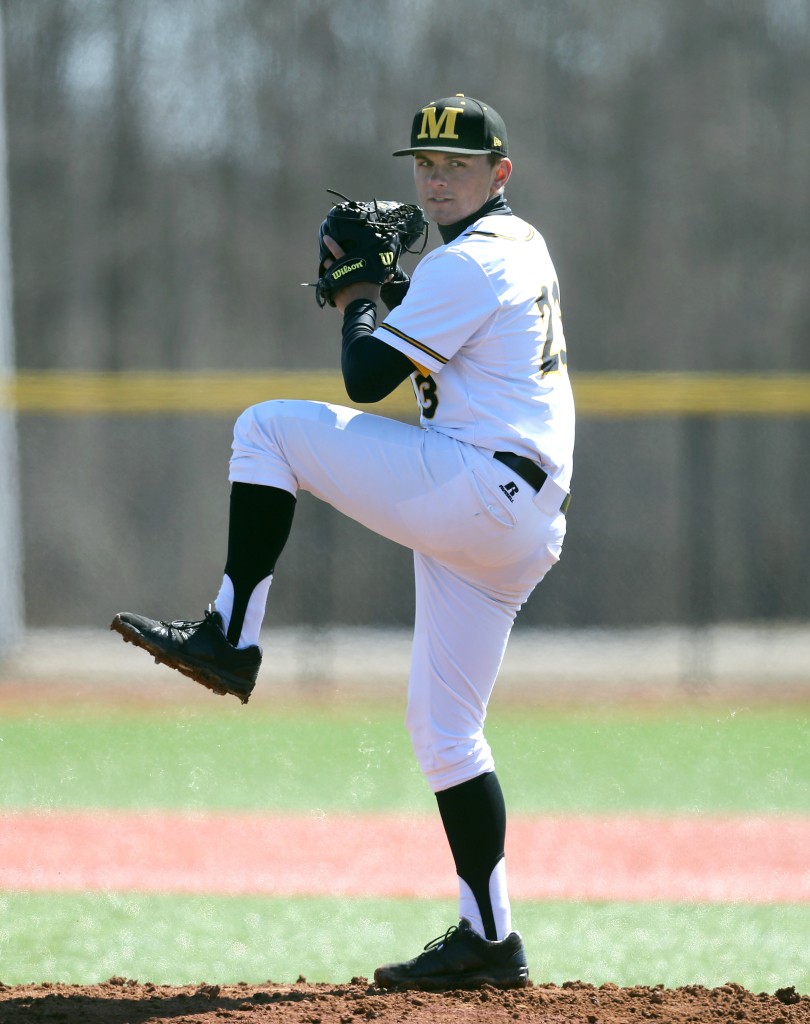 Tribunes sweep Genesee CC - Pickin' Splinters