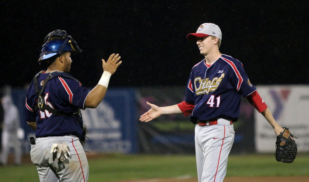 Oneonta's comeback falls short; Jr. Chiefs win, 10-7 - Pickin' Splinters