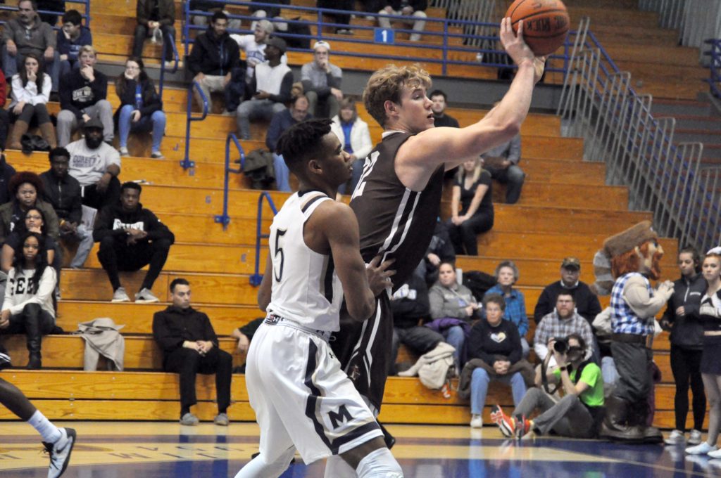 Kempton and Nelson earn weekly Patriot League honors - Pickin' Splinters