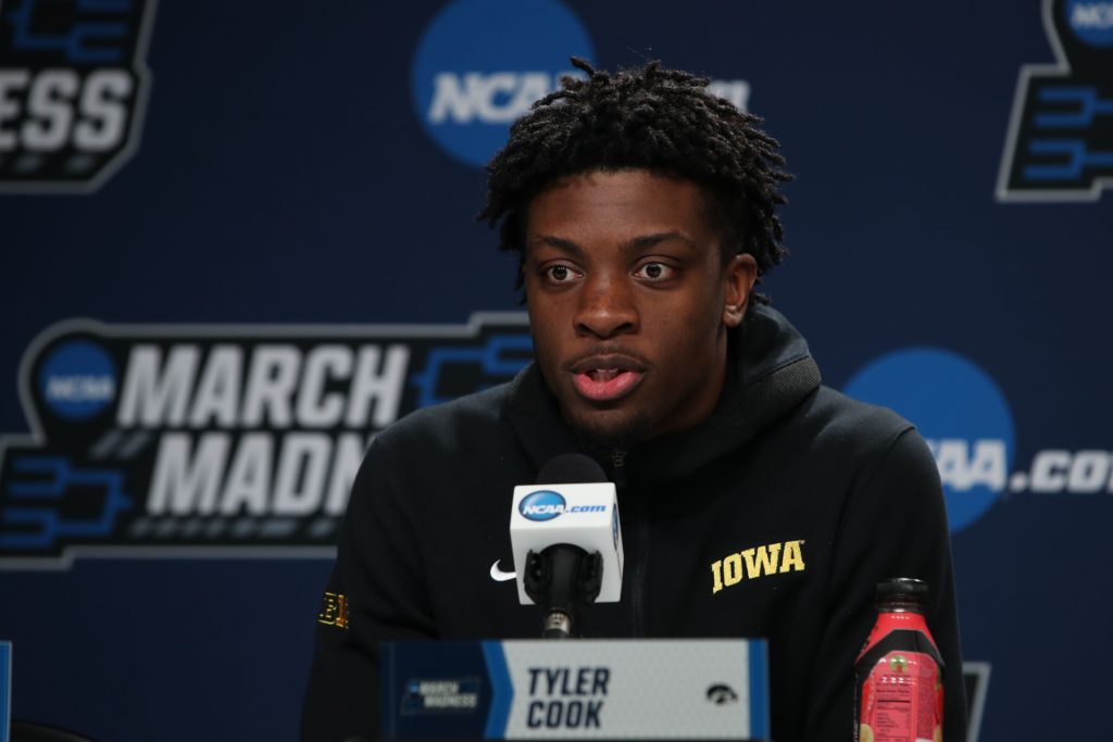 Iowa's Cook enjoying first chance in the NCAA Tournament - Pickin ...