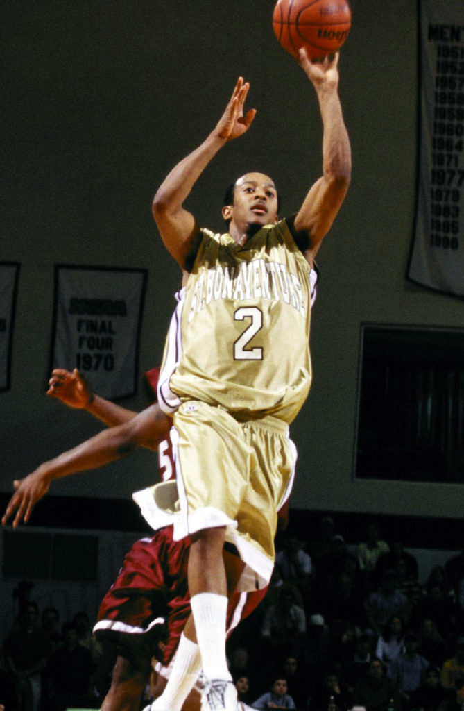 Full circle experience leads Bremer into coaching - Pickin' Splinters