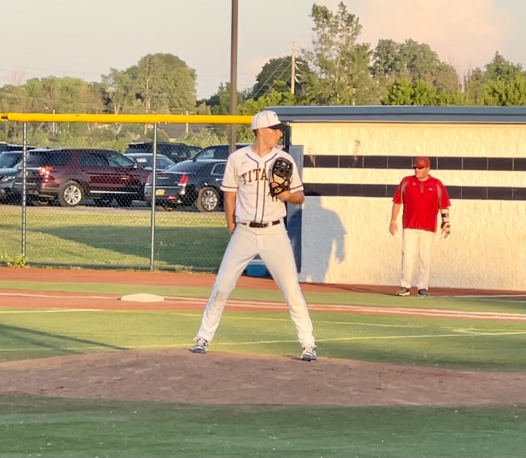 Webster Thomas rolls into Class A semis - Pickin' Splinters