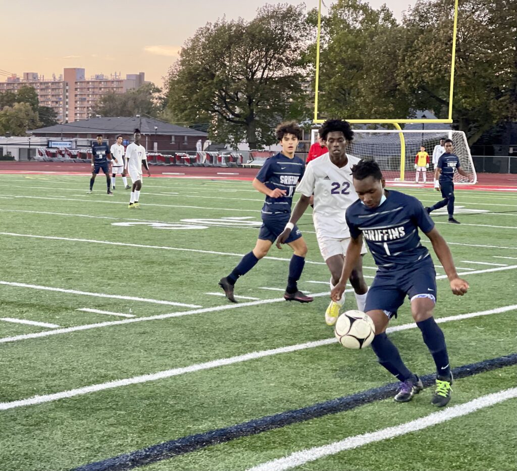 Spinelli Dental Tuesday Wrap: Udofa leads Odyssey with seven goals ...