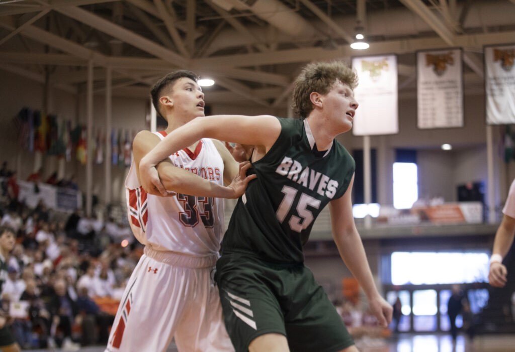 Late rally falls short, Avon's season ends in regionals - Pickin' Splinters