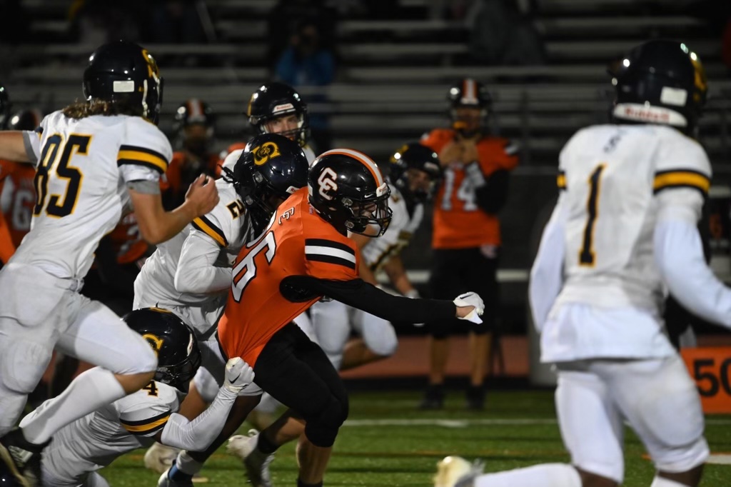 Luxury Vacation Rentals Friday Football Wrap: Livonia's Weterrings ...