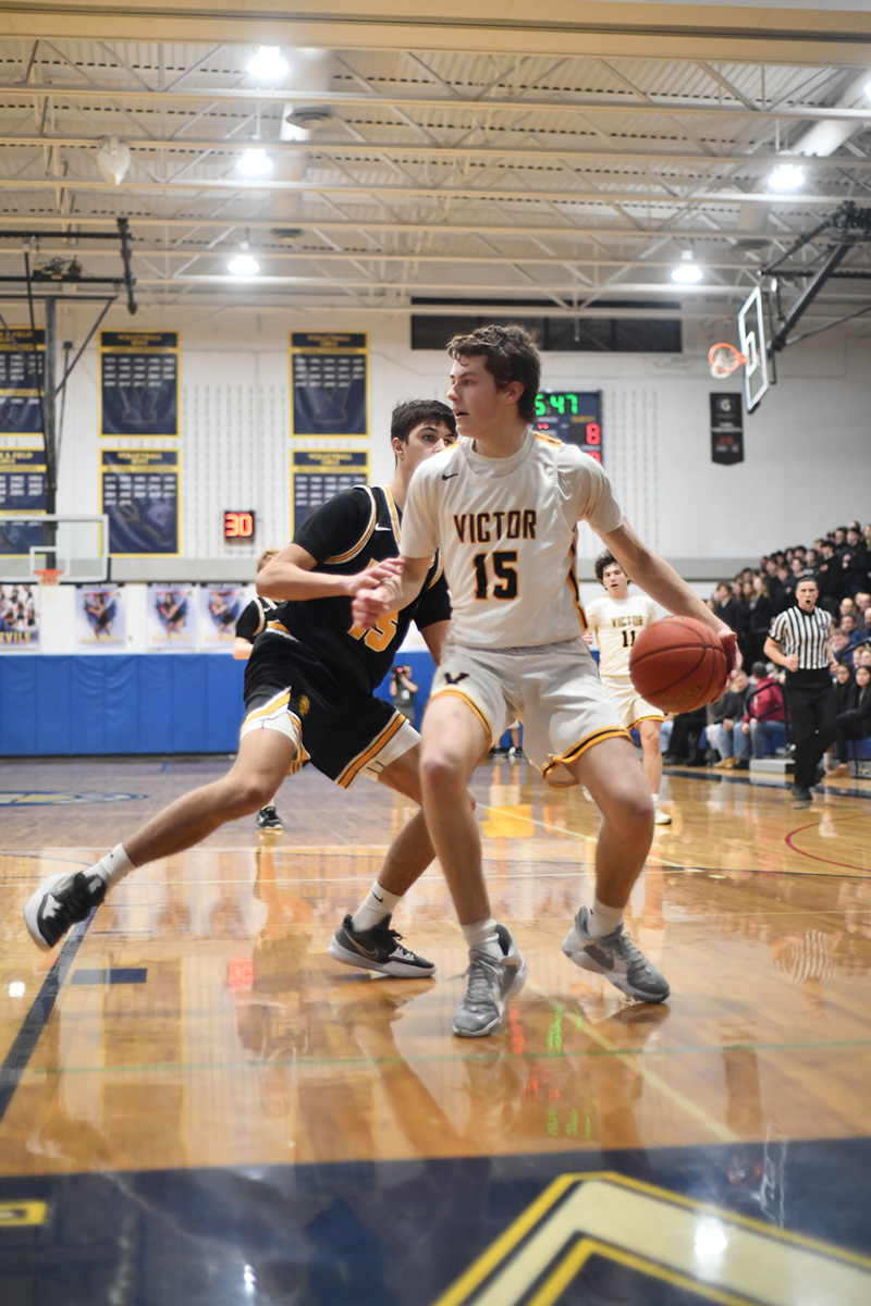 Closing time: Victor finishes strong, advances to Class AA semis ...