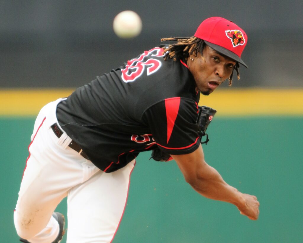 Long balls haunt the Red Wings - Pickin' Splinters