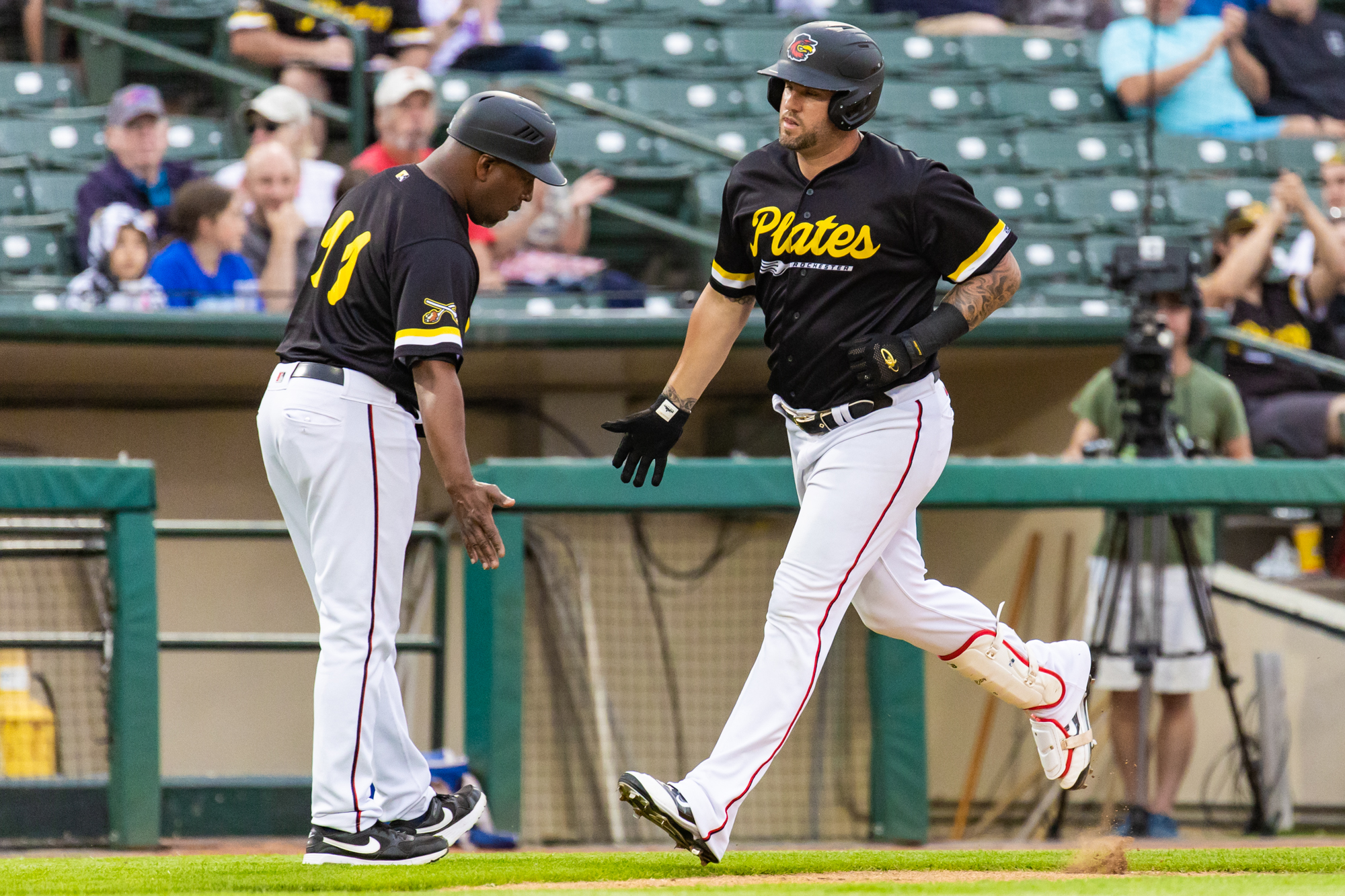 Red Wings haunted by defensive and hitless woes - Pickin' Splinters