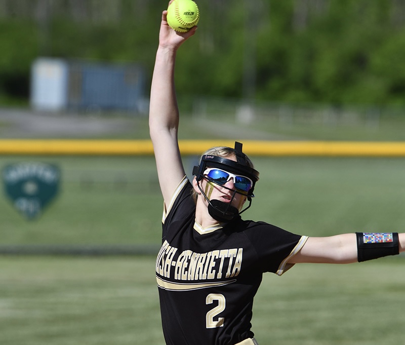 Monday Softball Wrap: DeValder fans 13, plates three for Schroeder ...