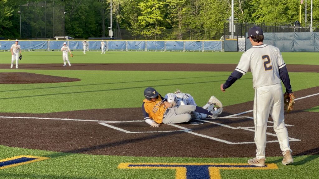 Presutti pitches Webster Thomas to fifth straight win - Pickin' Splinters