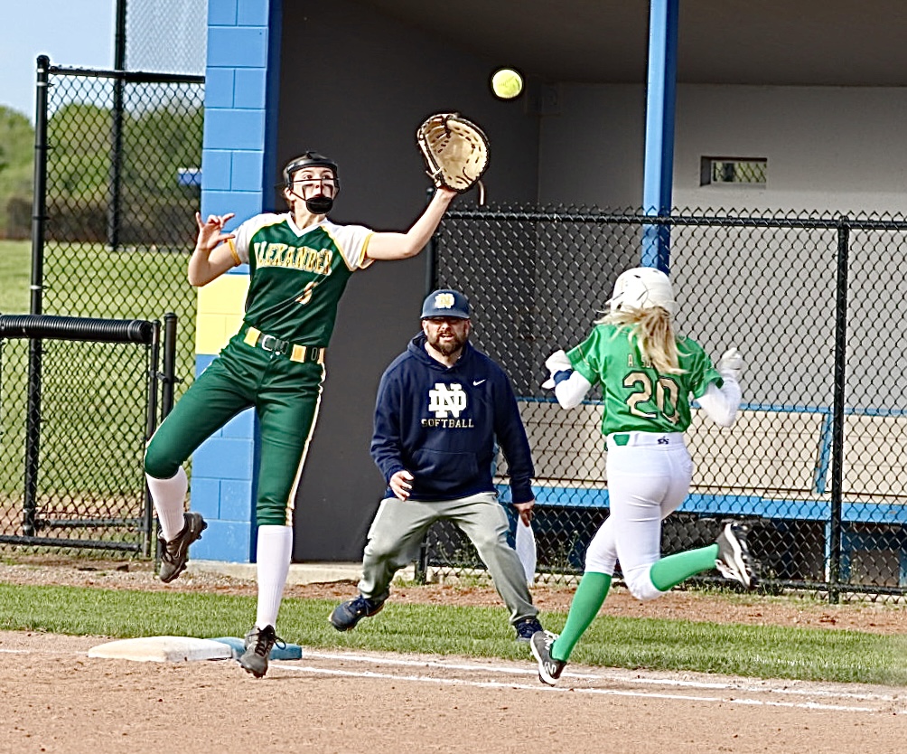 Friday Softball Wrap: Goldberg fans 21 in nine innings for Mendon ...