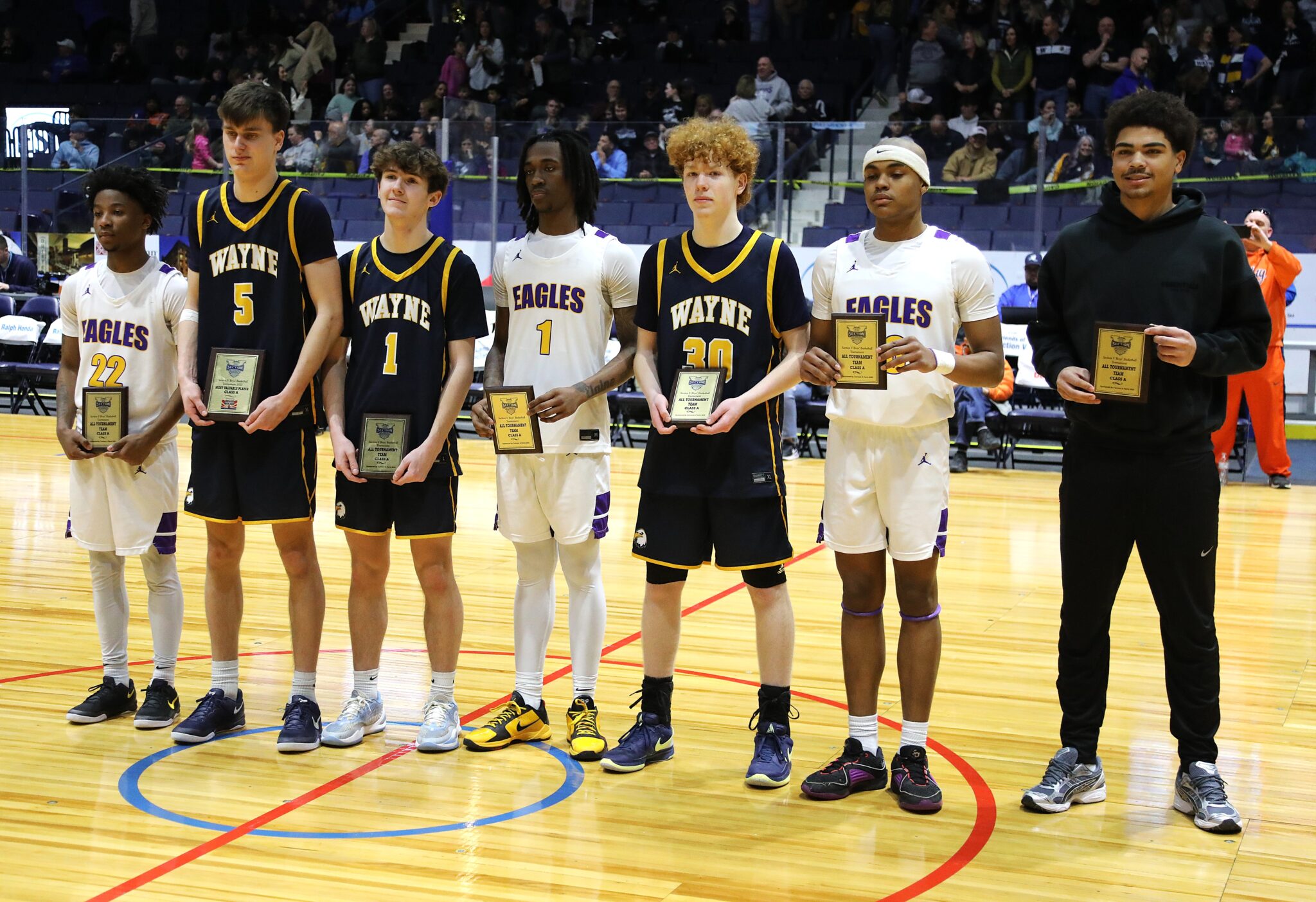 Blankenberg highlights 2024-25 Section V Boys' All-Tournament teams ...