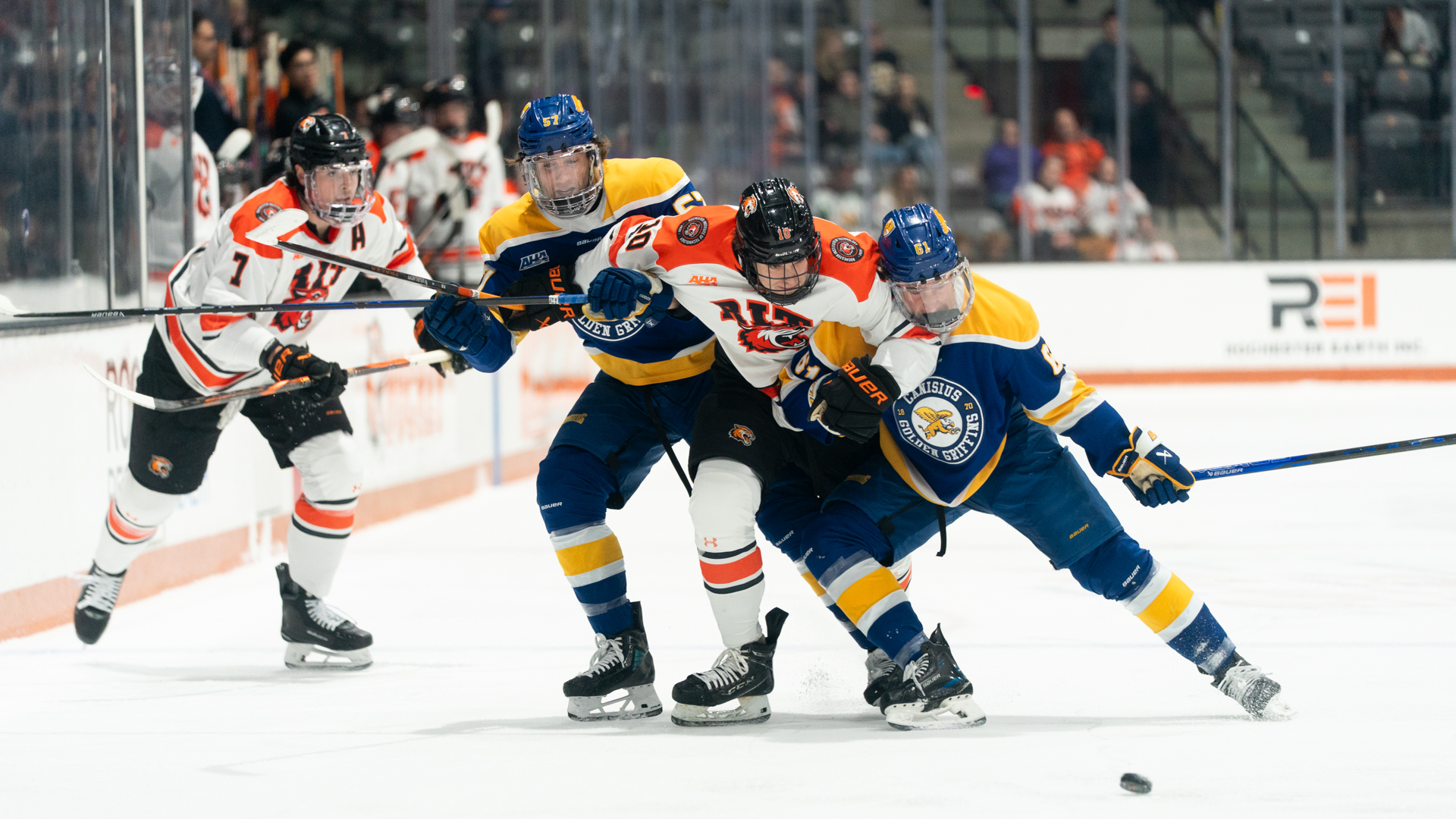 RIT ends scoring drought, losing streak in grand style - Pickin' Splinters