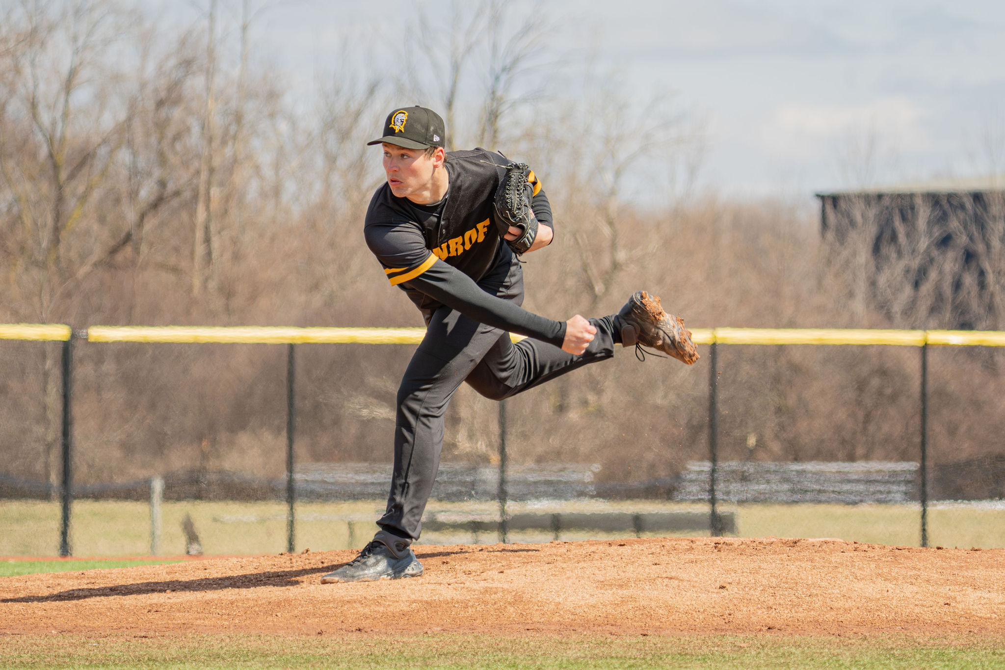 Monroe sweeps Onondaga CC - Pickin' Splinters