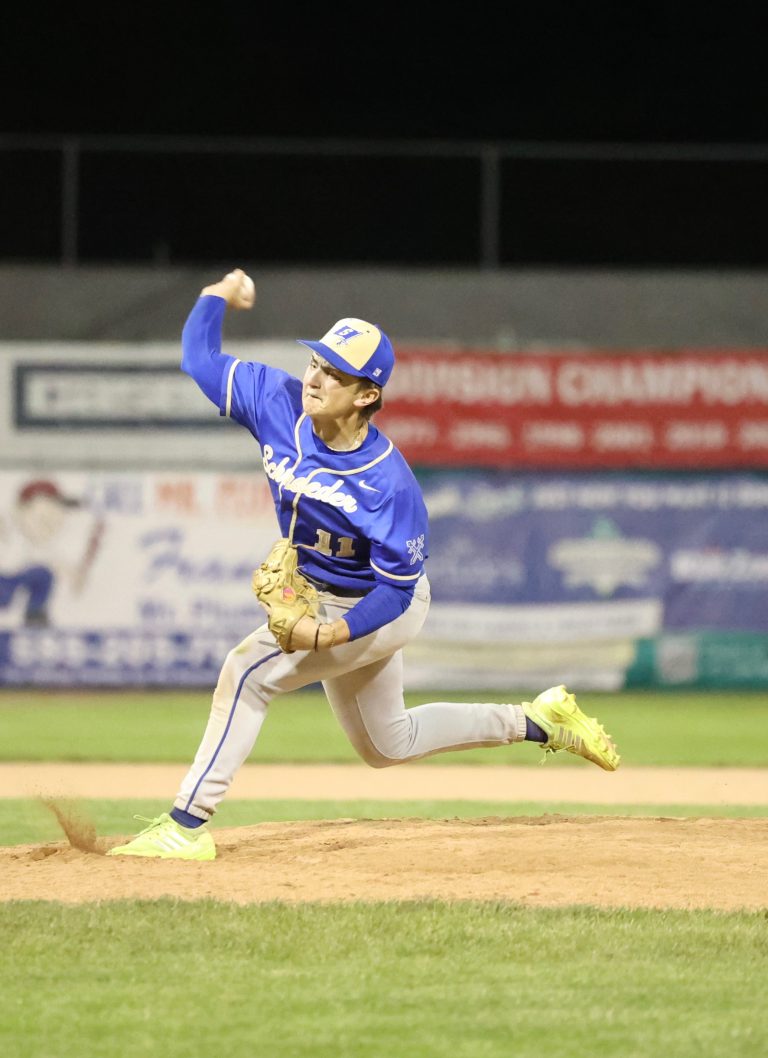 Late-game heroics power Schroeder past Hilton for Class AA1 title ...