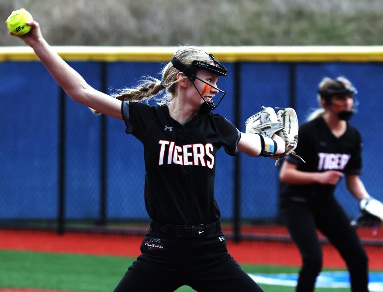 Castle Packs Power Tuesday Softball Wrap: Crye strikes out 15 batters ...