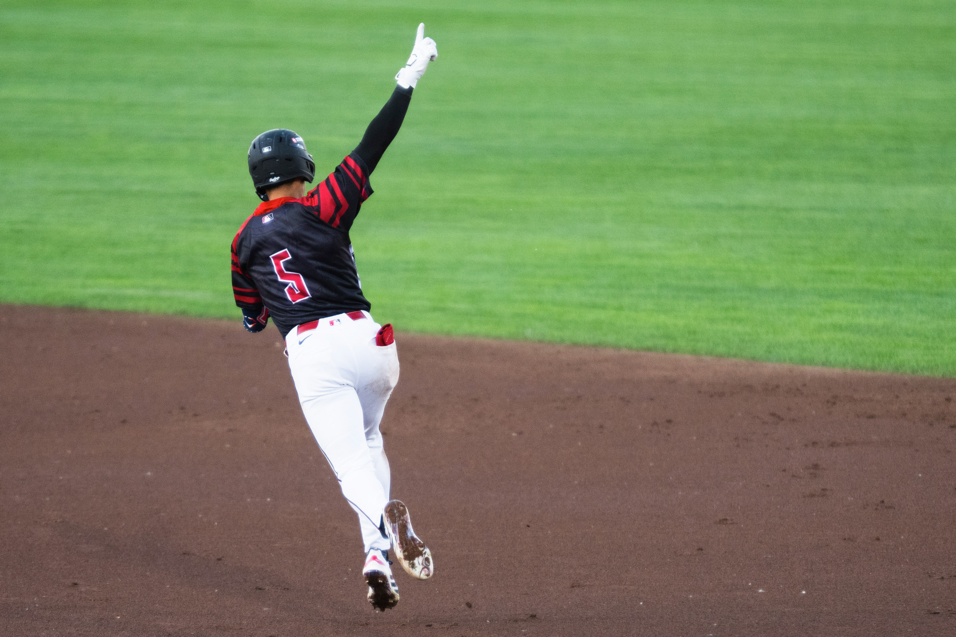 Red Wings return to win column with 8-7 victory in Lehigh Valley; move ...